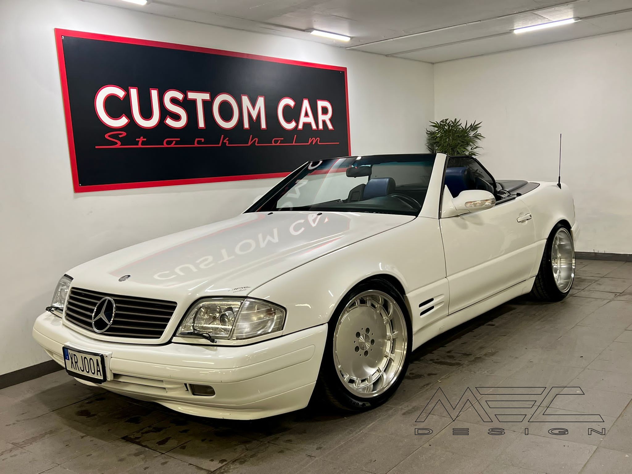 R129 with meclassico2 wheels – MEC Design